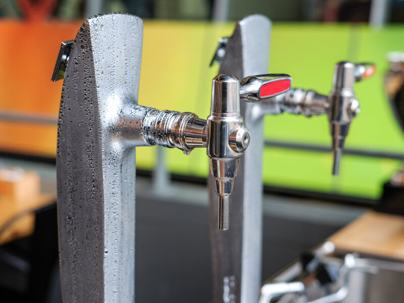 Self-Service Bar in Your Wedding | Blog | South West Marquees